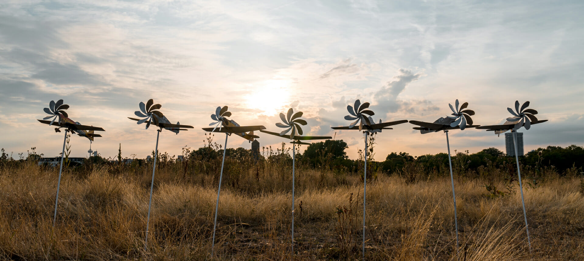 Windmill aircraft from maxFlite.de as garden decoration - maxFlite ...